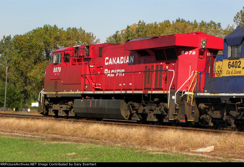 CP 8879